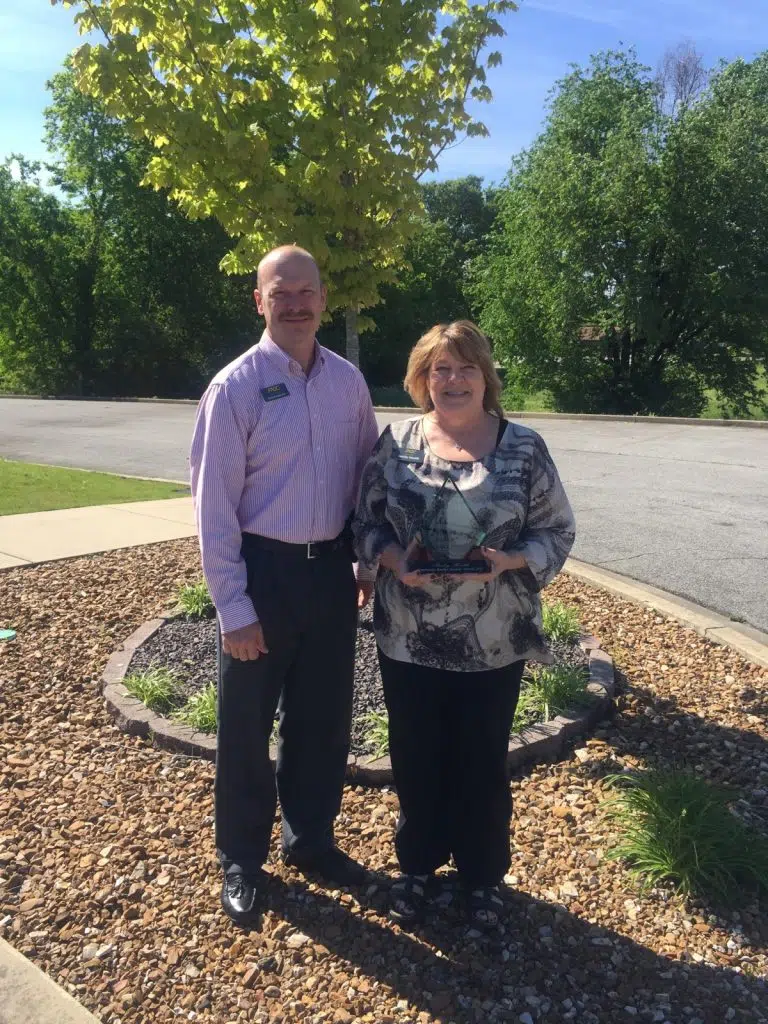 Becky Heath recognized as Community Banker of the Quarter - FNBC